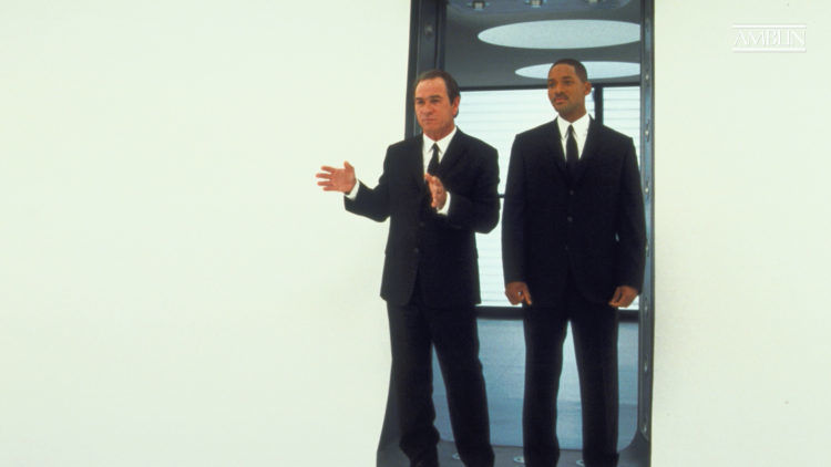 Men in Black II (2002) - About the Movie | Amblin
